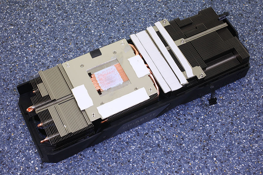 技嘉有大病，70S從熱管直觸/銅底/均熱板/PCB雙面防水膠都有 NGA玩家社区