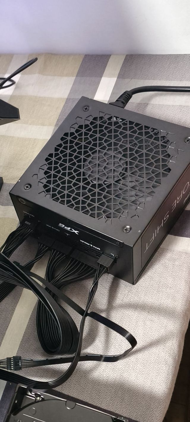 乔思伯z20 我装了 有被恶心到(也不完全是机箱的原因) 178