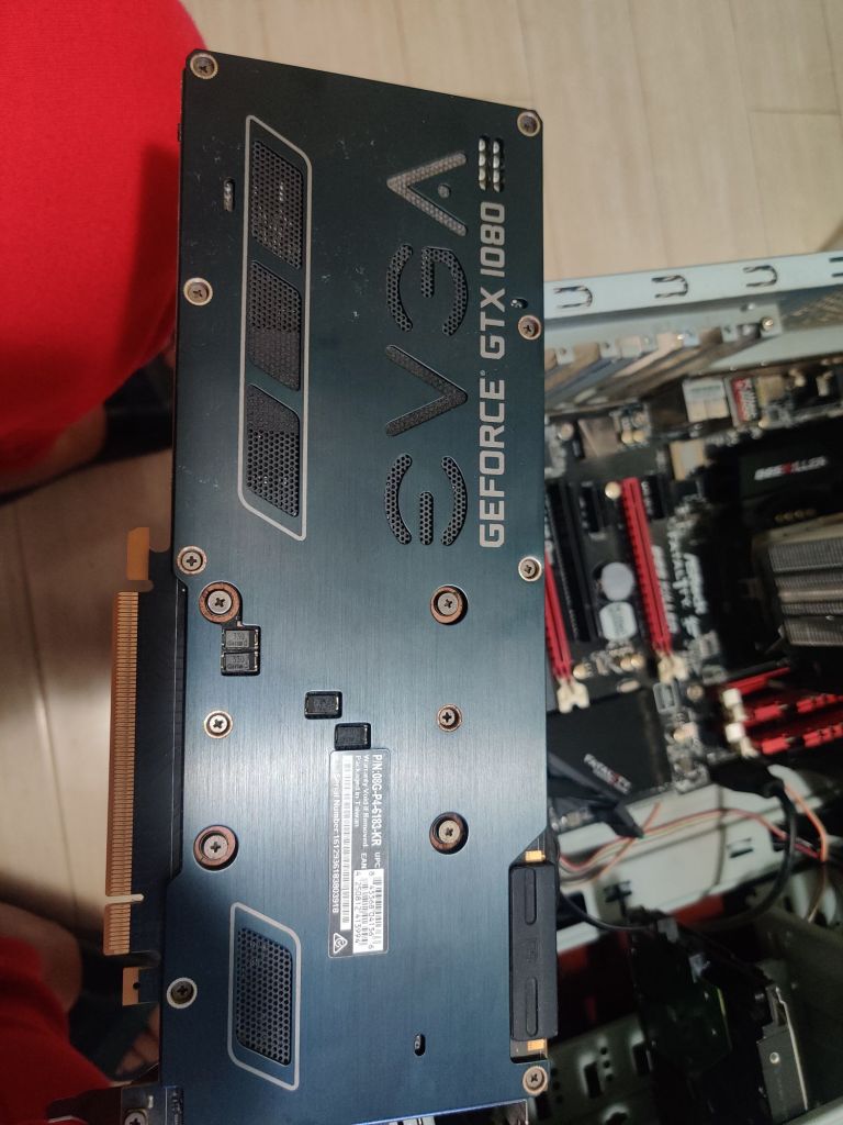 手里有张evga的1080显卡，这是不是被拆过 NGA玩家社区