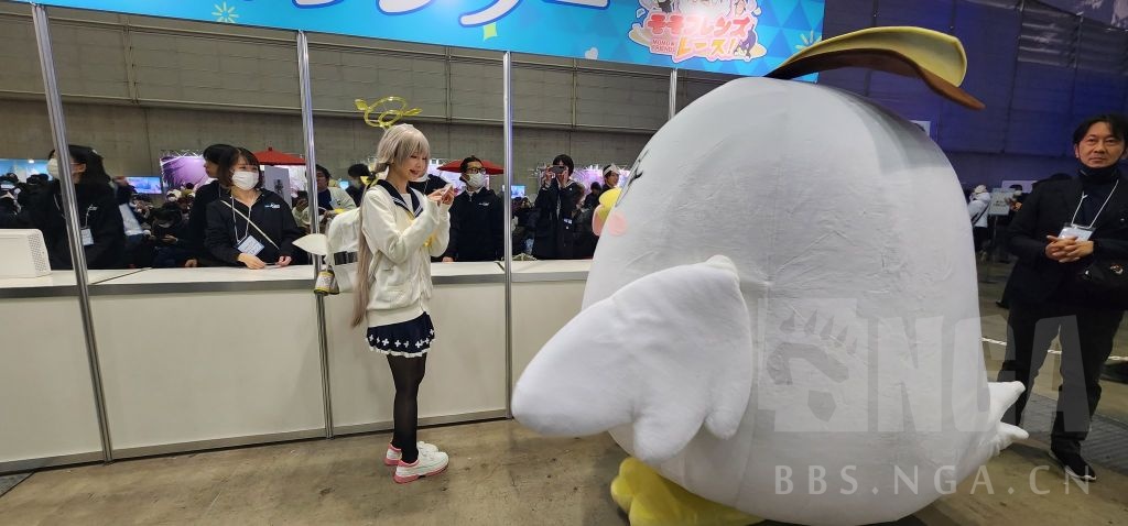 [搬运][多图注意] BA三周年fes请的官方cosplayer真是又好看又还原角色 NGA玩家社区