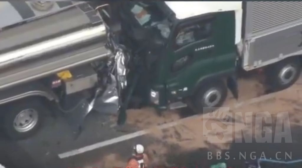 [今日热搜]日本连环撞车一汽车被挤到30cm厚，车上一对70多岁夫妇当场身亡 NGA玩家社区