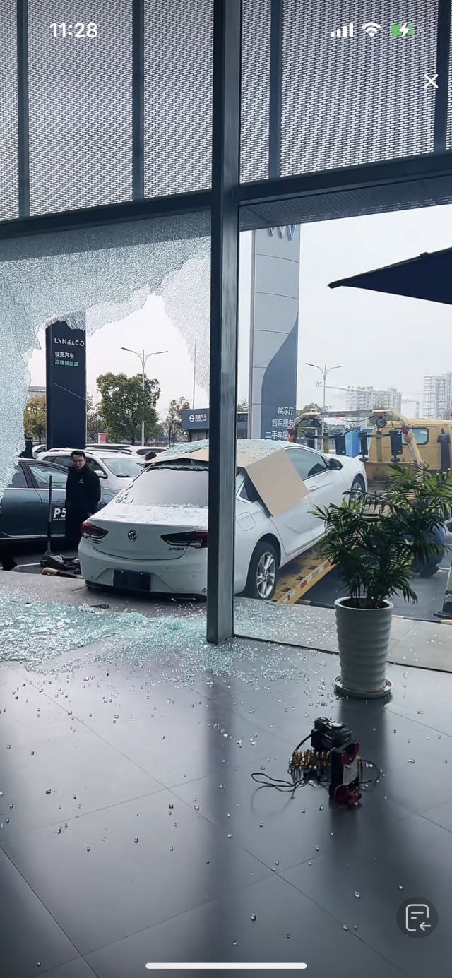 这4s店的直播效果拉满了 NGA玩家社区