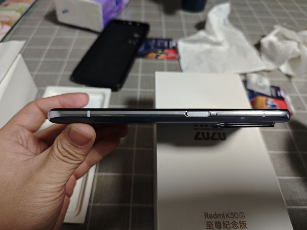 已出 出一台小米k30s至尊纪念版 银色 8+256 178