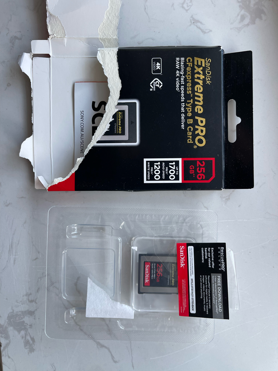 出闪迪cfeb卡256G全新2199 NGA玩家社区