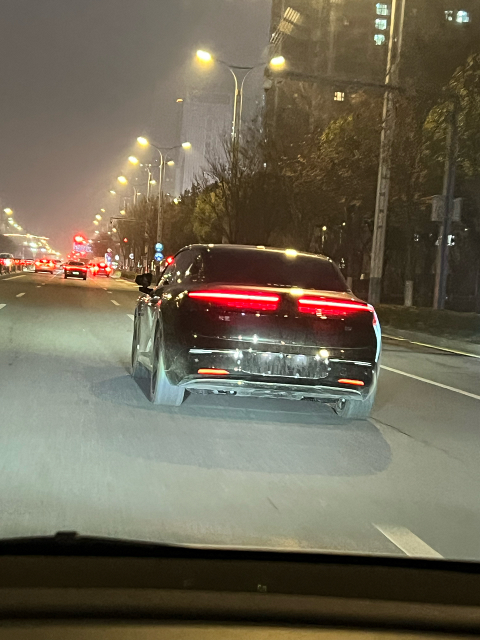 路上偶遇007。。我感觉我拔草了 NGA玩家社区