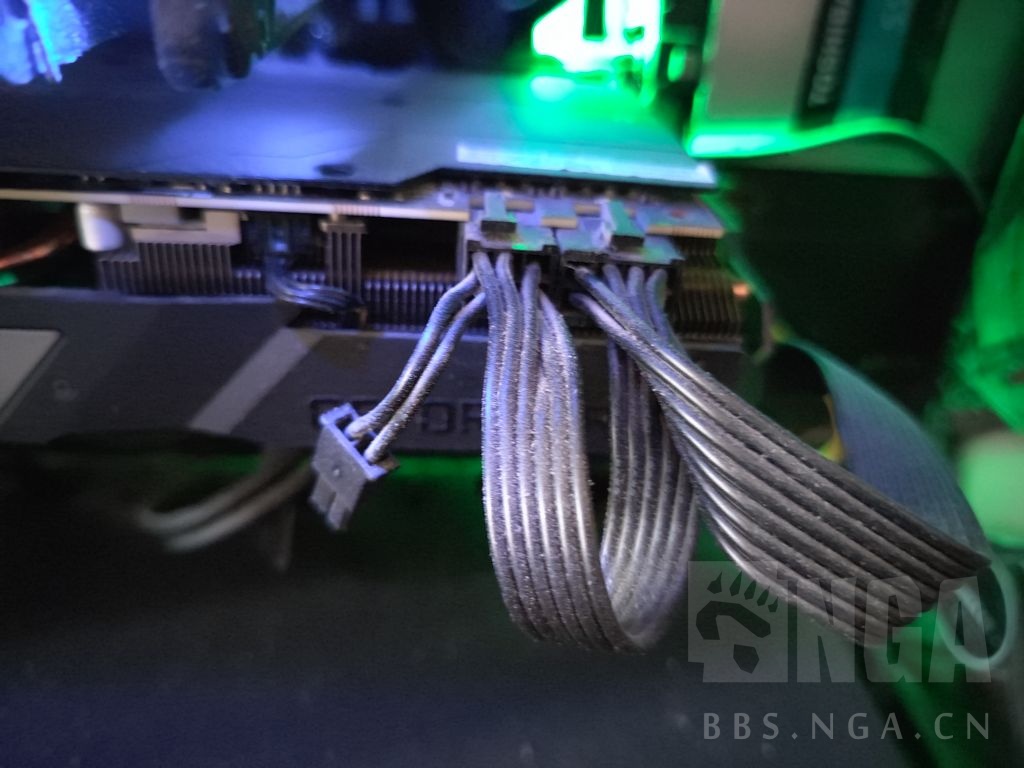 550W的电源能上4070s么 178