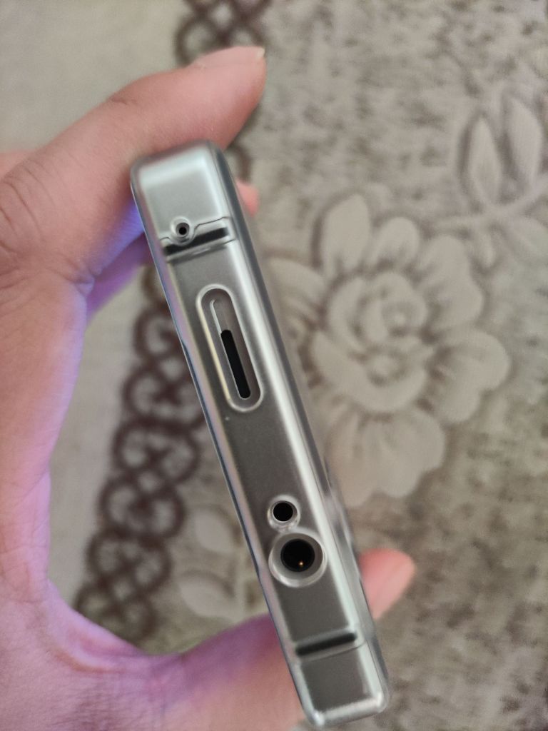 红魔9p的顶部喇叭短一截？？ NGA玩家社区