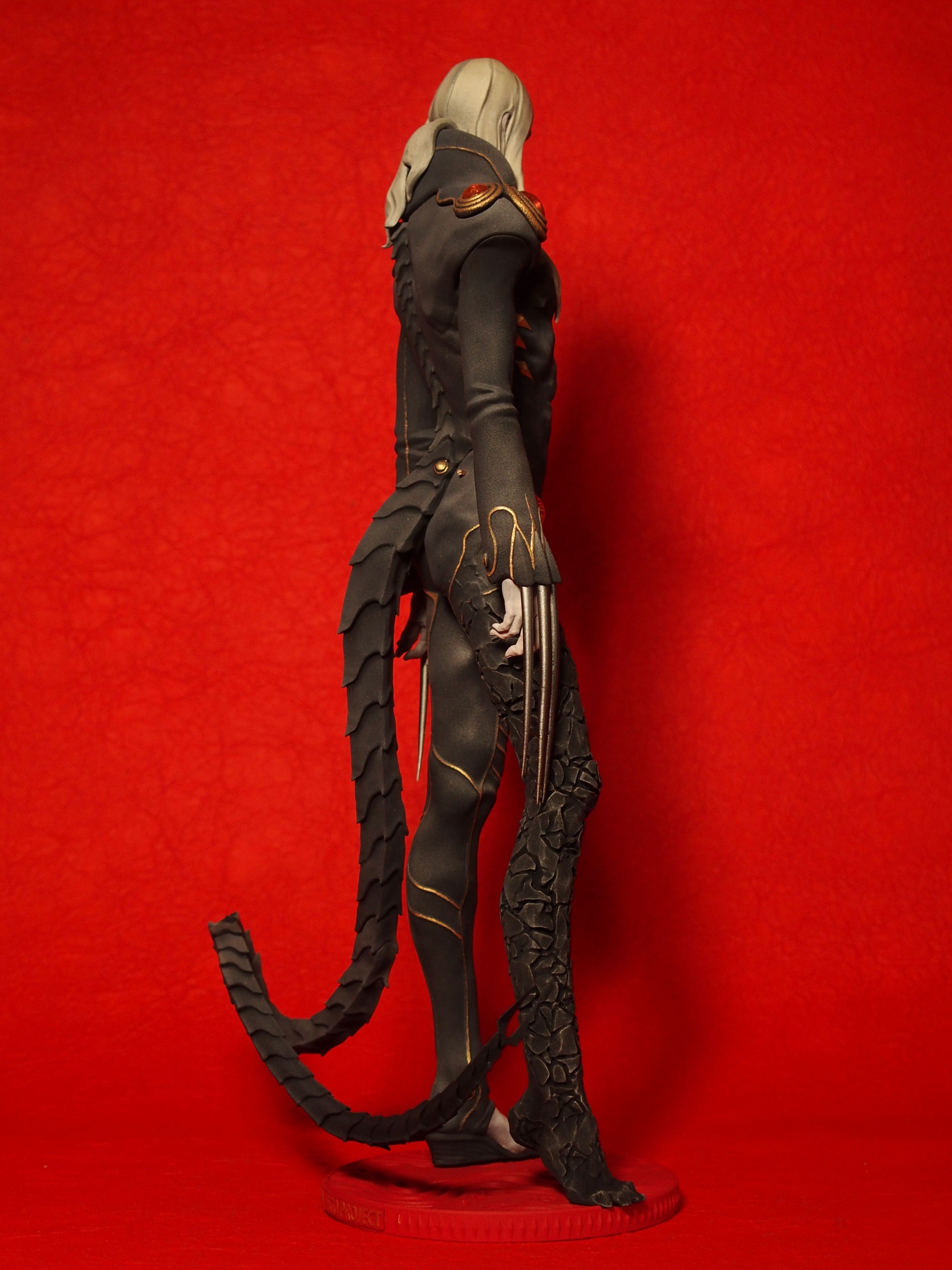 [艺术审美E-] 《特斯卡特利波卡全身像》 原型师：MIDORO NGA玩家社区