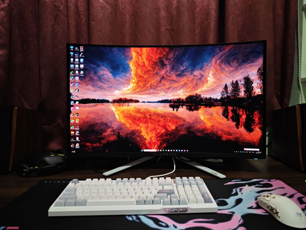 外星人新款4k240HzOLED个人使用感受(AW3225QF)(非开箱)对比三星Neo G8 Miniled NGA玩家社区