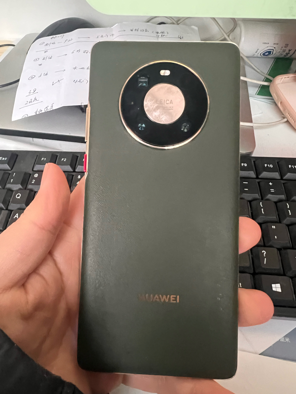 已售出一个4G mate40pro 8+128 夏日胡杨 电池86% 1600元 NGA玩家社区