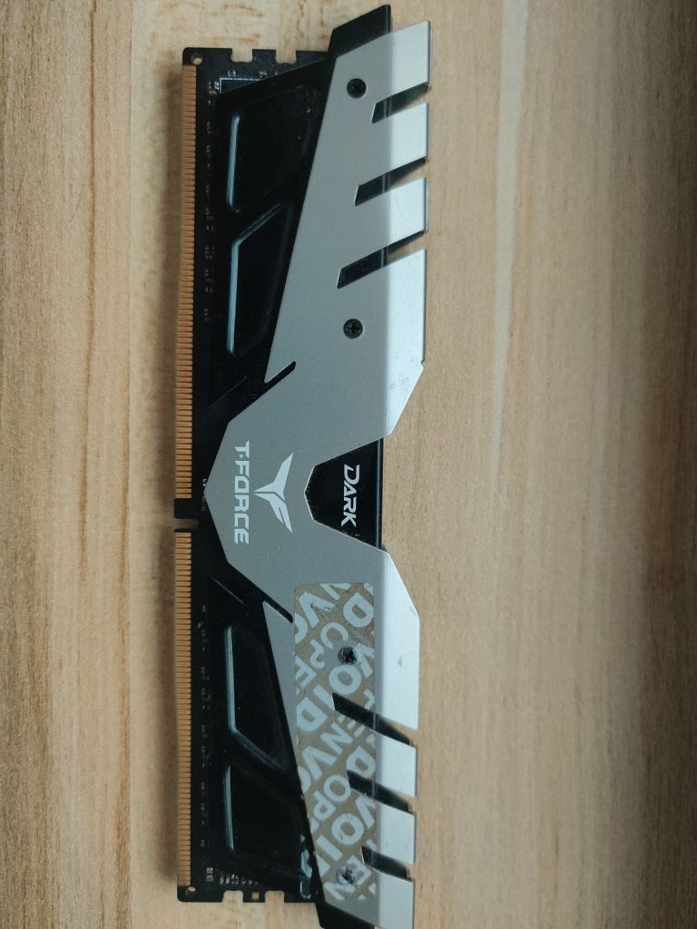 [电脑硬件]R5 2700 | PRIME B450-PLUS | 8g*2 3000 | 32g*1 3200 NGA玩家社区