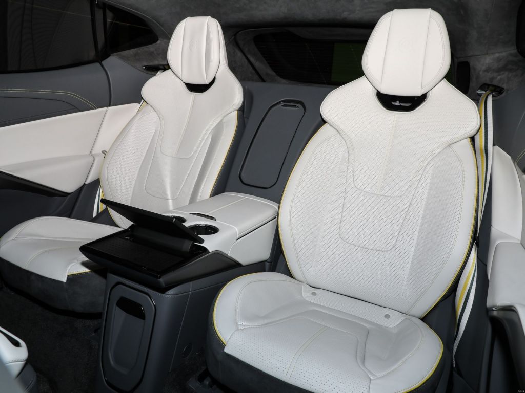 有没有四座的suv NGA玩家社区