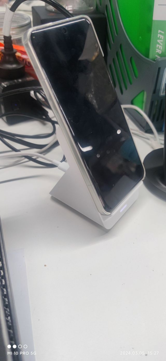 小米新款80W风冷无线充开箱(为了配14U) 178