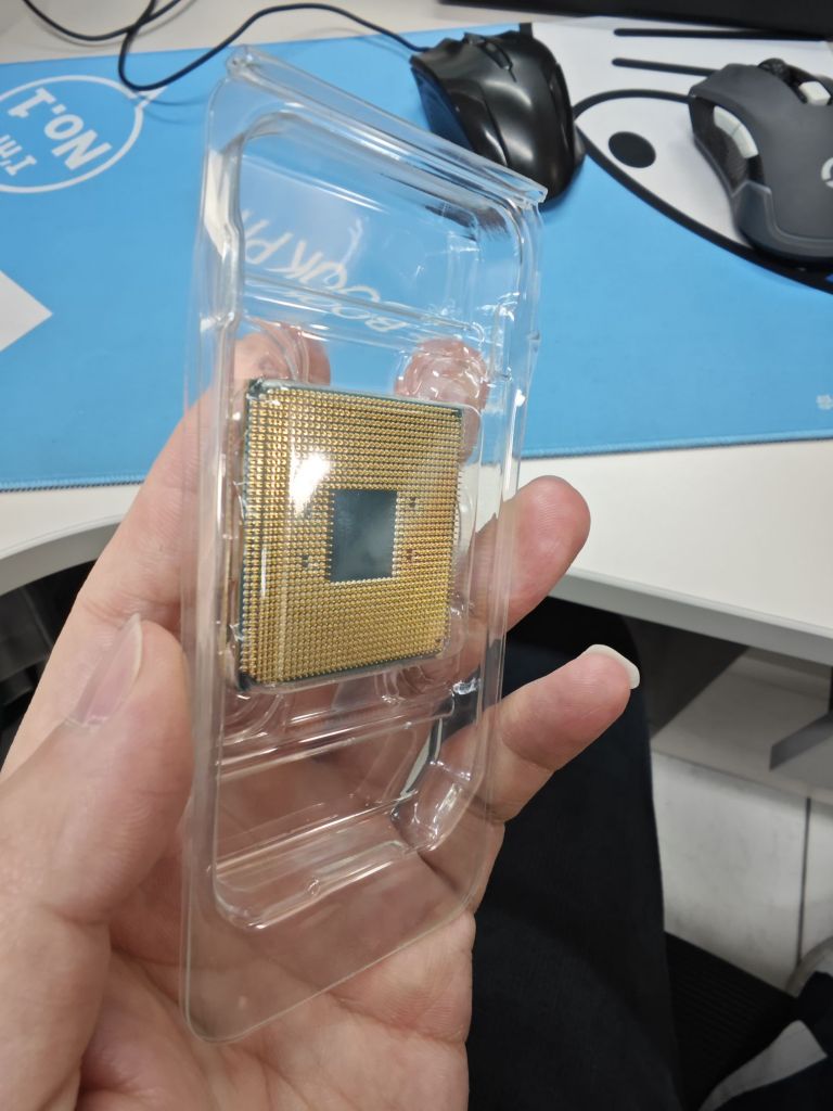 全新R5 5600b2 NGA玩家社区