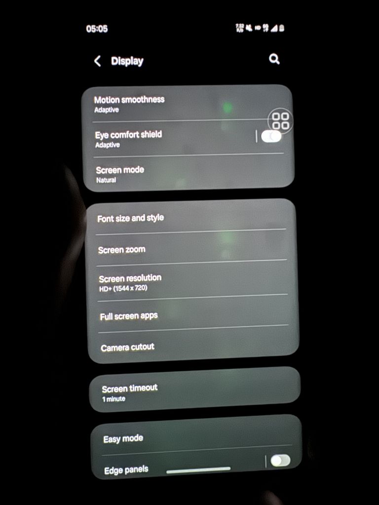 S23u，今天发现低亮度下有绿斑，是坏了吗？ NGA玩家社区