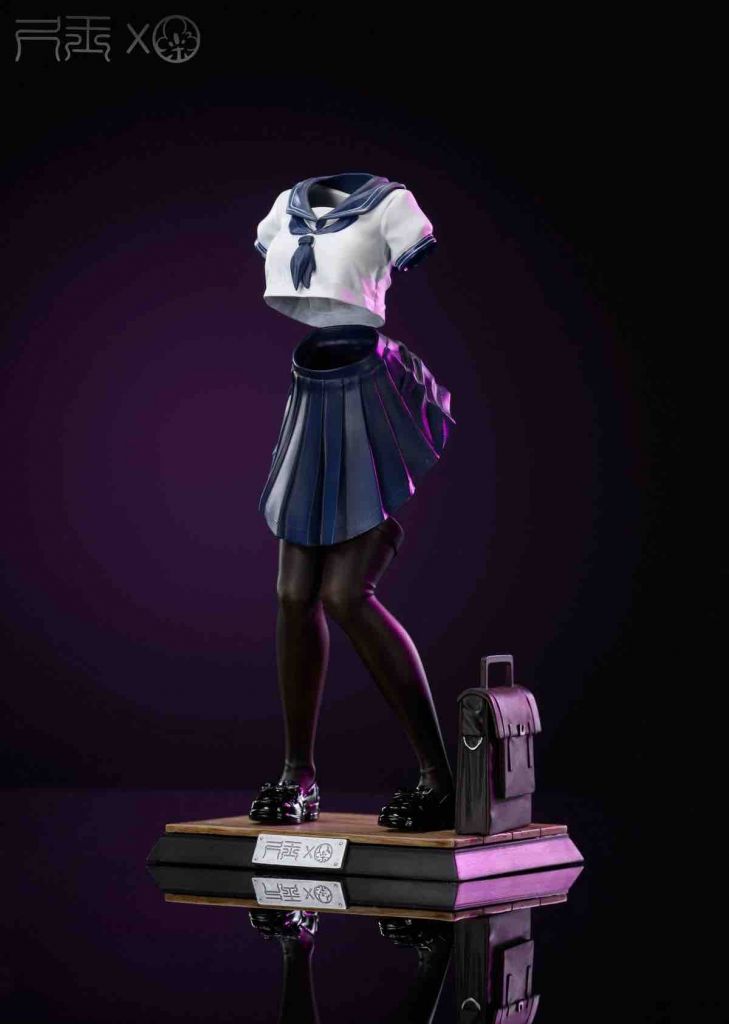 想不到这透明jk还有手办了 178