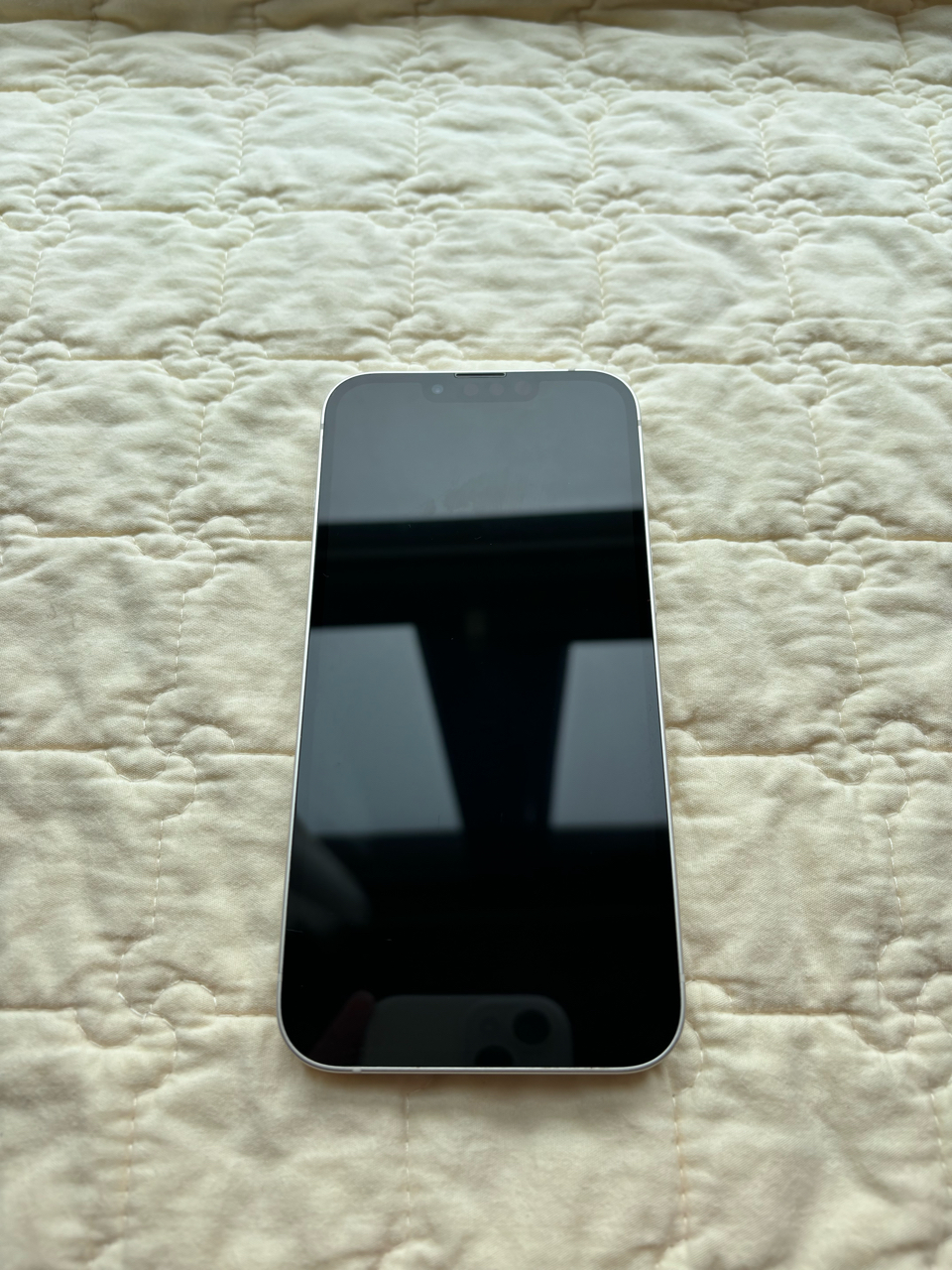 出国行苹果iphone 13 256G星光色，箱说全，3100。限上海面交！ NGA玩家社区