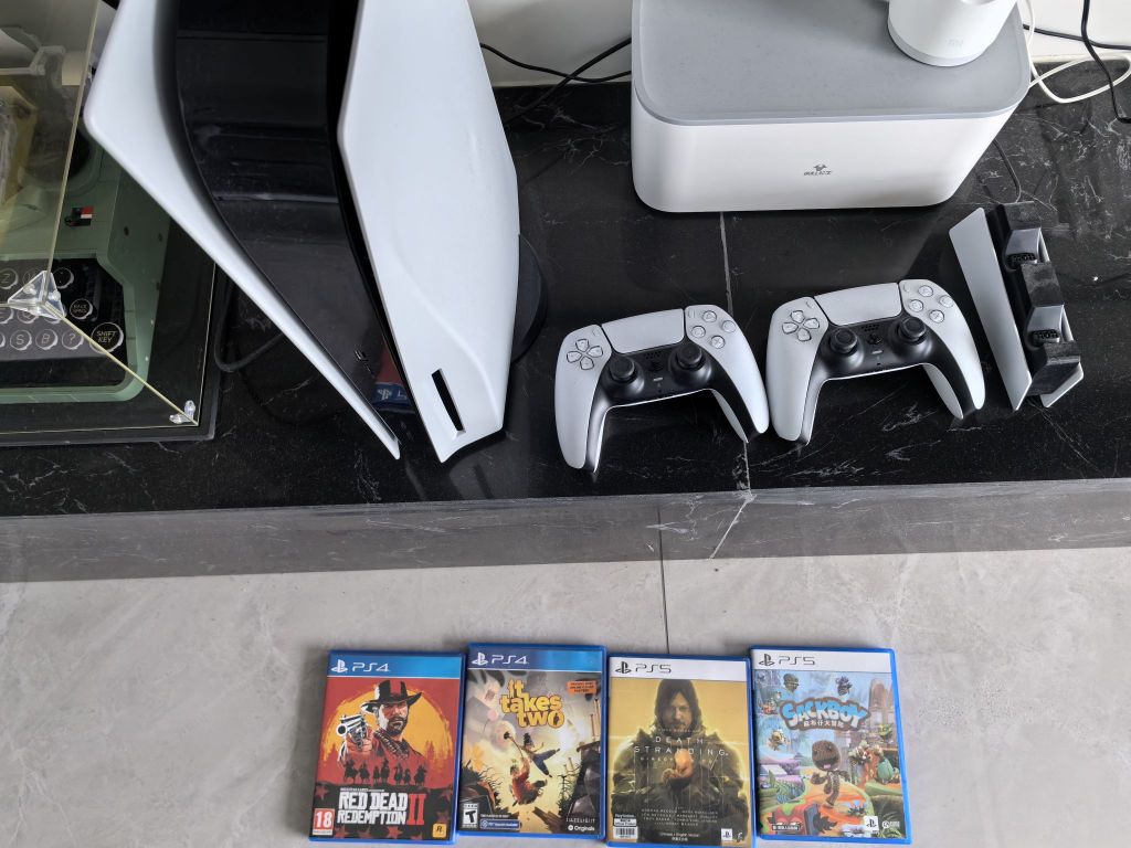 国行ps5双手柄光驱版箱说全 还有4张游戏碟打包 NGA玩家社区