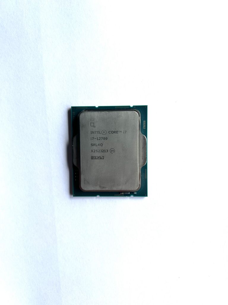 1550出英特尔12代cpu i7-12700 NGA玩家社区