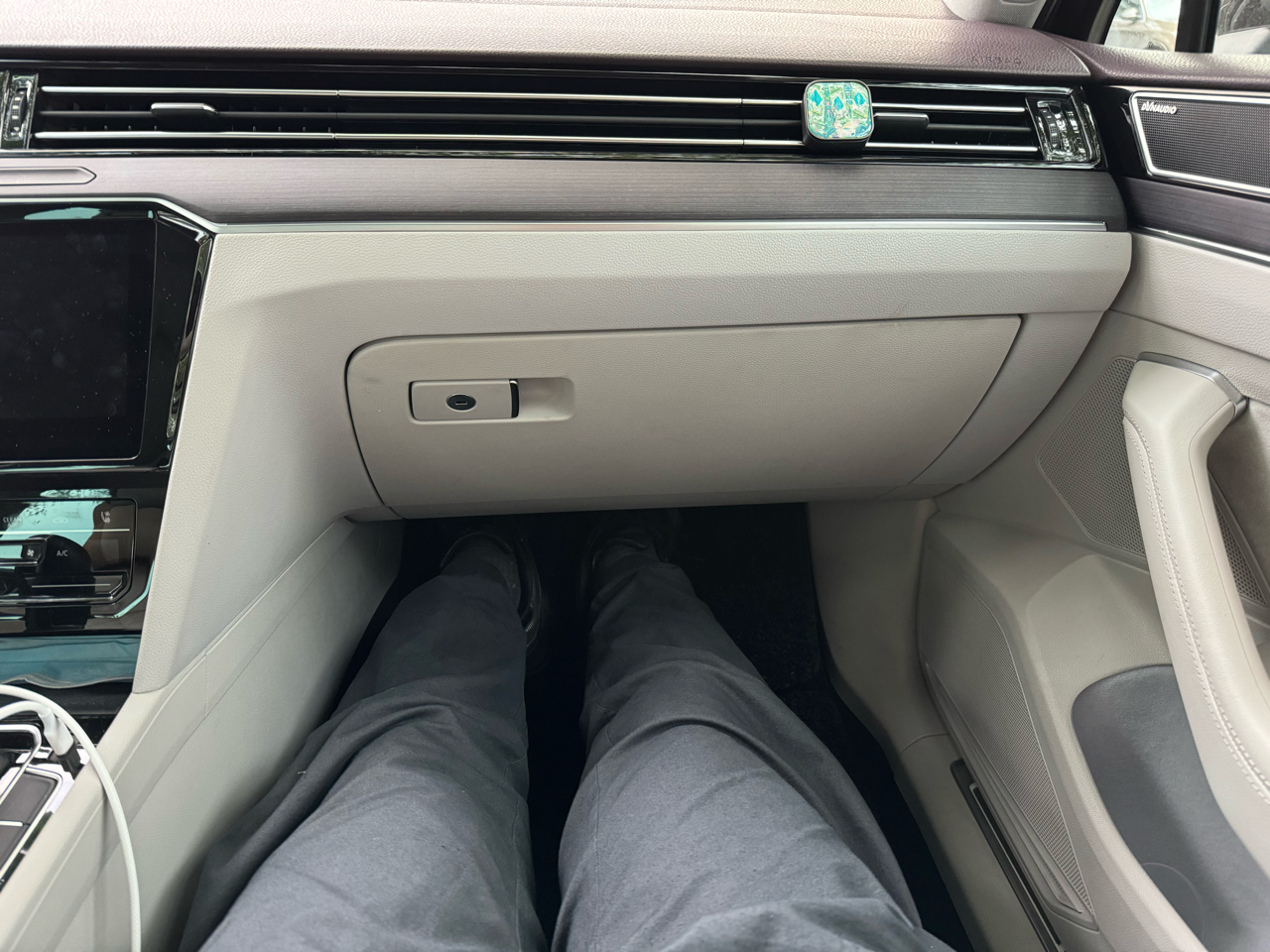 副驾身高一米七建议慎重考虑SU7 178