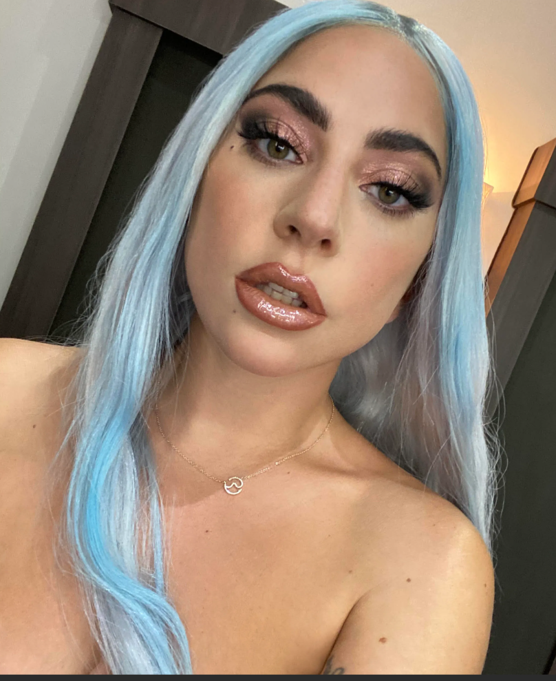 看Always Remember Us This Way的MV，lady gaga淡妆挺不错的啊，为什么总弄些奇装异服的浓妆打扮 NGA玩家社区