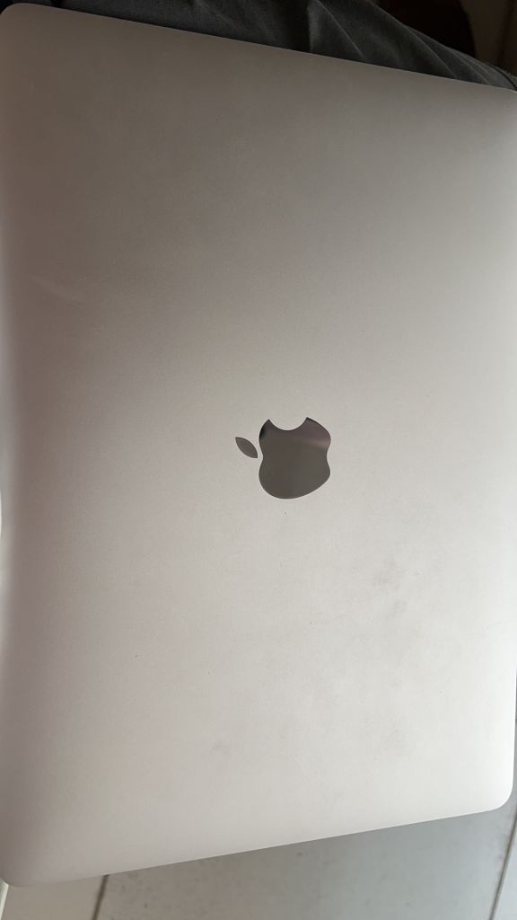 Macbook Air M1 8+256 NGA玩家社区