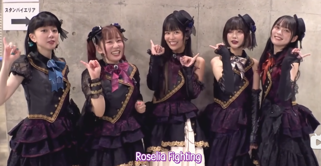 才发现gbc的op画面这里全员都在竖小拇指 178