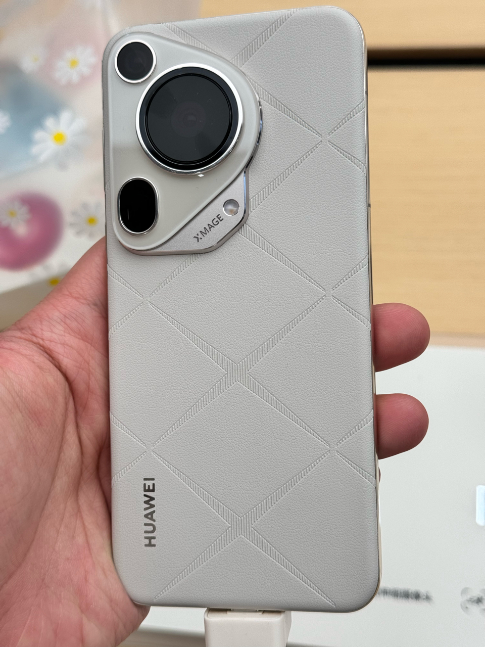 被70PRO+的这个光织银惊艳到了 NGA玩家社区