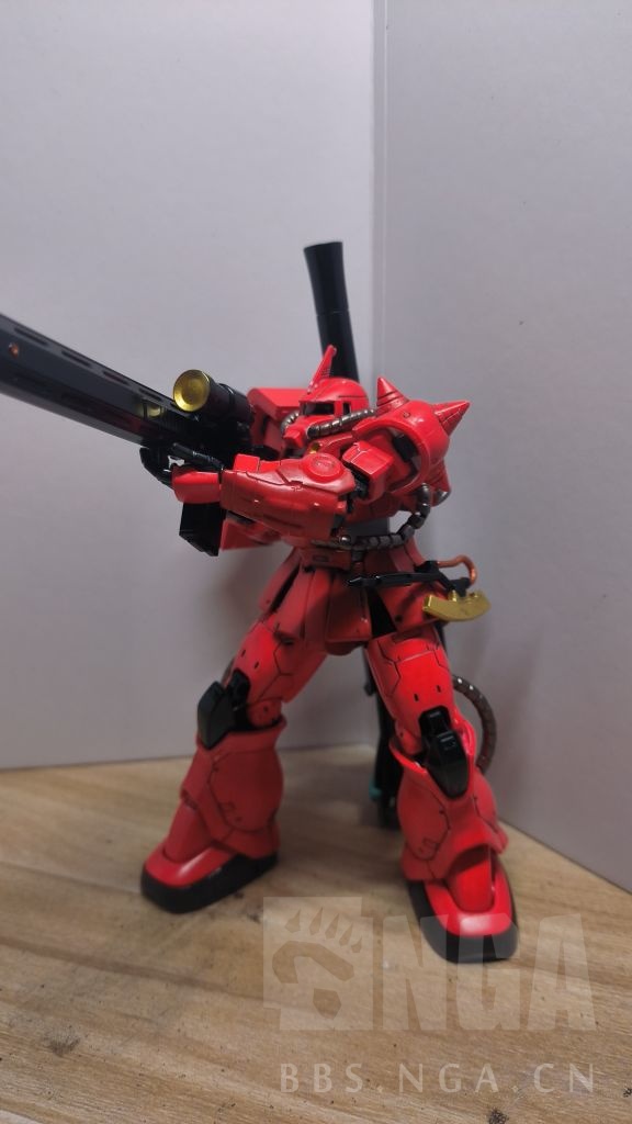 [拼装] HG GTO 自涂装扎古 不知道算真红还是夏亚 NGA玩家社区