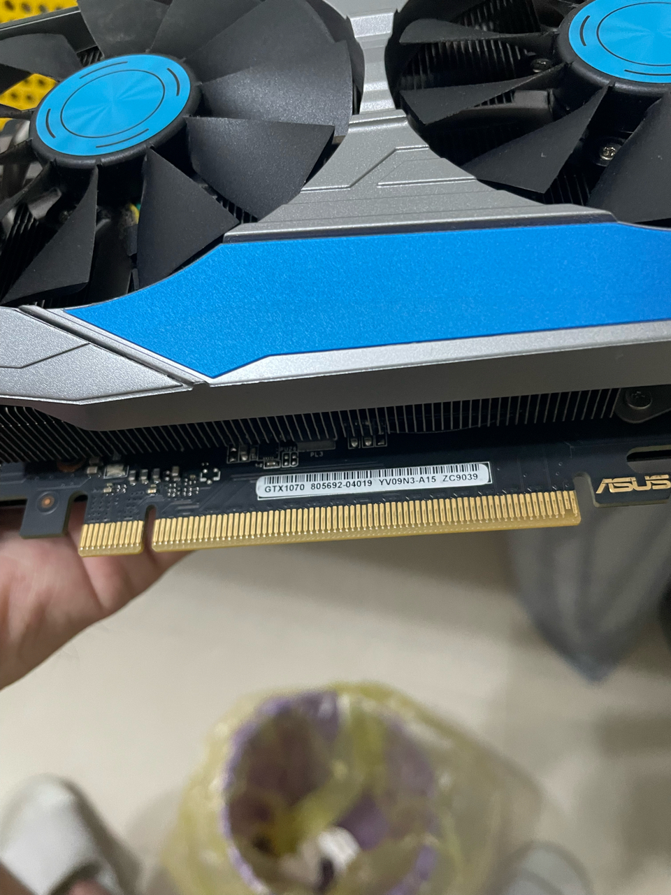 出一张华硕1070显卡，已出 NGA玩家社区