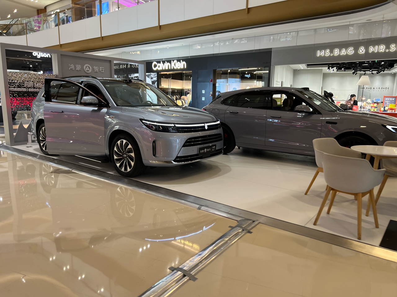 假期试驾——极氪001&问界M7 NGA玩家社区