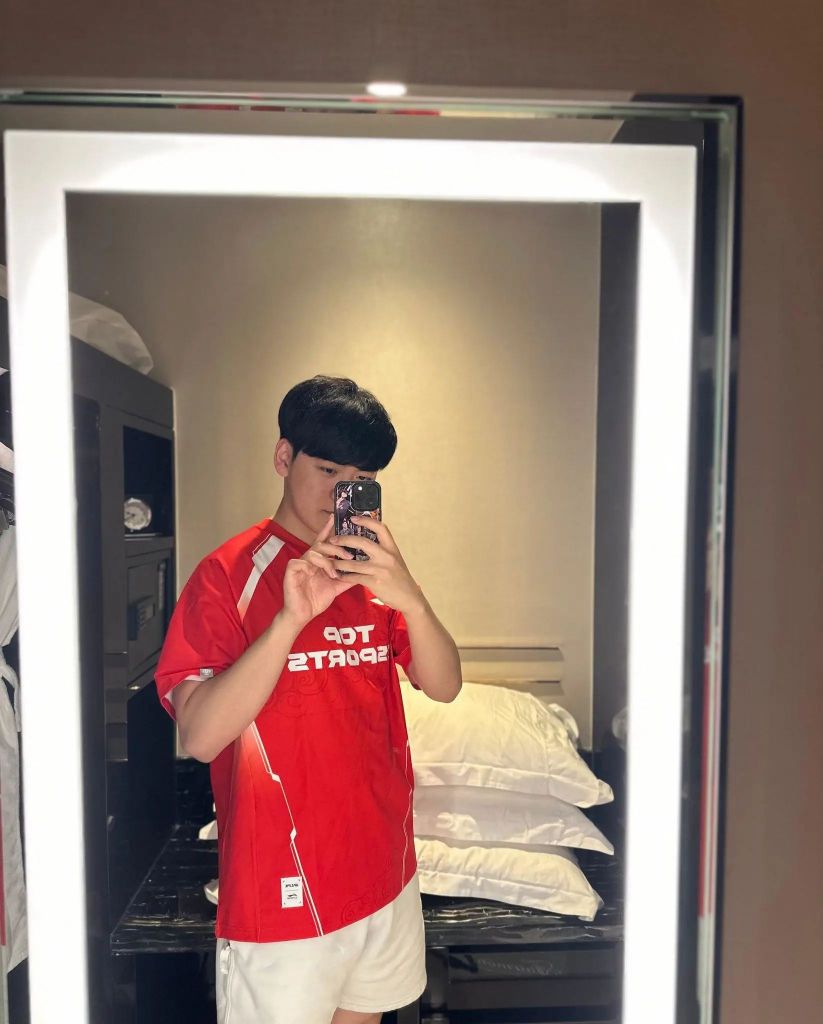 [国际赛事] 有人知道为什么t1为什么喜欢这个逼赛娜吗 NGA玩家社区