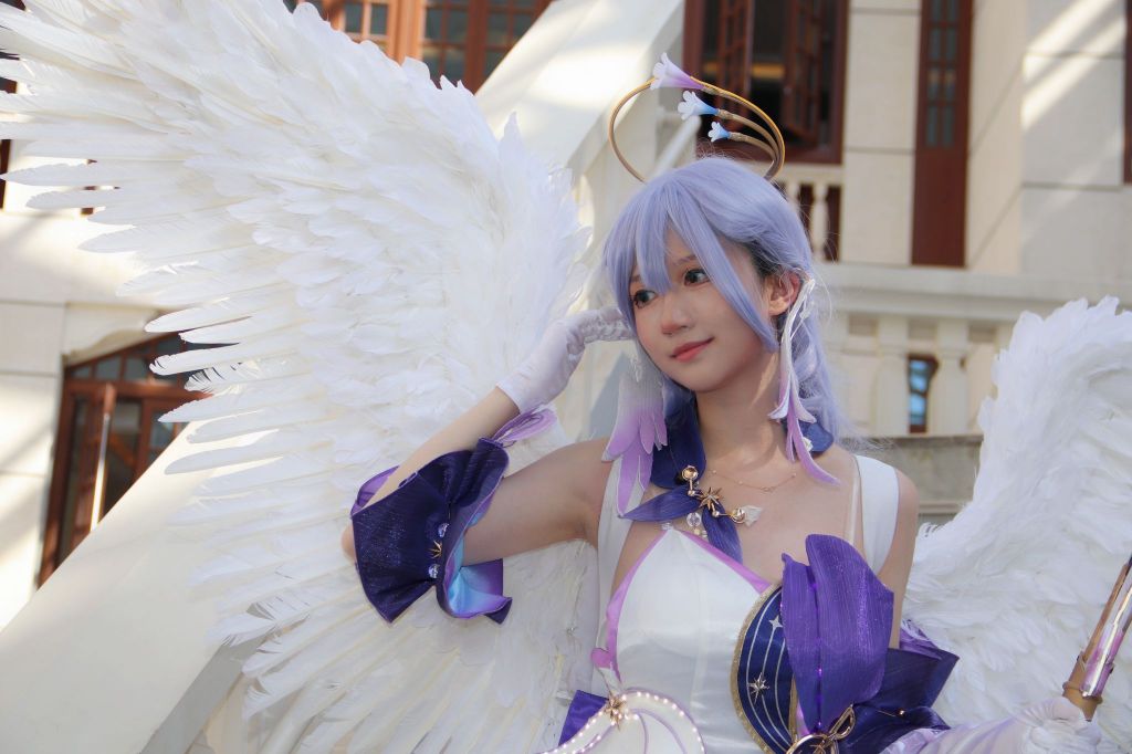 [cos]今天逛漫展拍到的一位知更鸟coser，颜值真的很棒，原图直出都美炸了 178