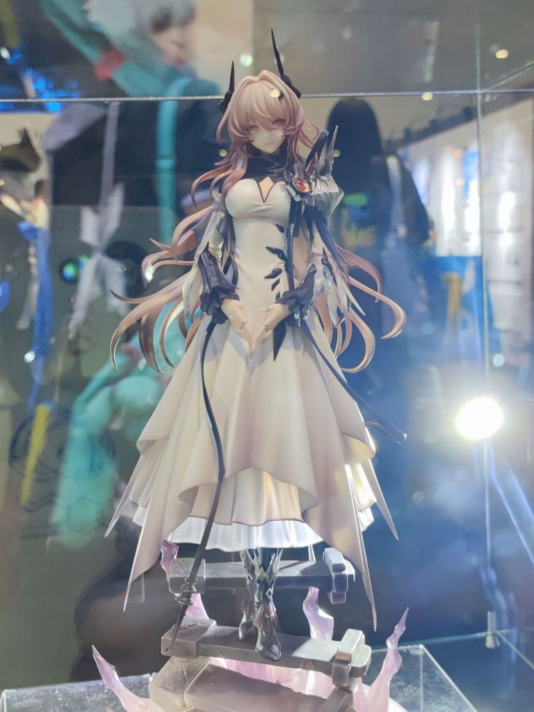 [闲谈交流]从相册里翻出来的小特手办照片 NGA玩家社区