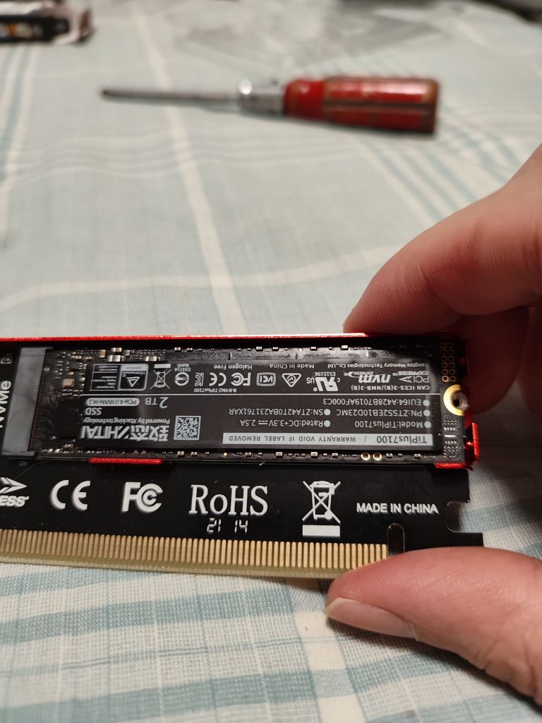 无语了，m2粘在散热片上拿不下来 NGA玩家社区