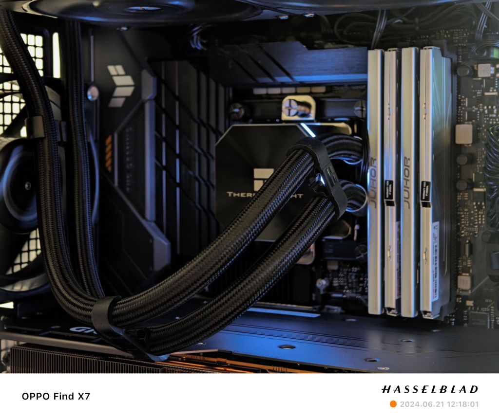 现在内存条d4 3200 16*2买什么牌子型号的 178