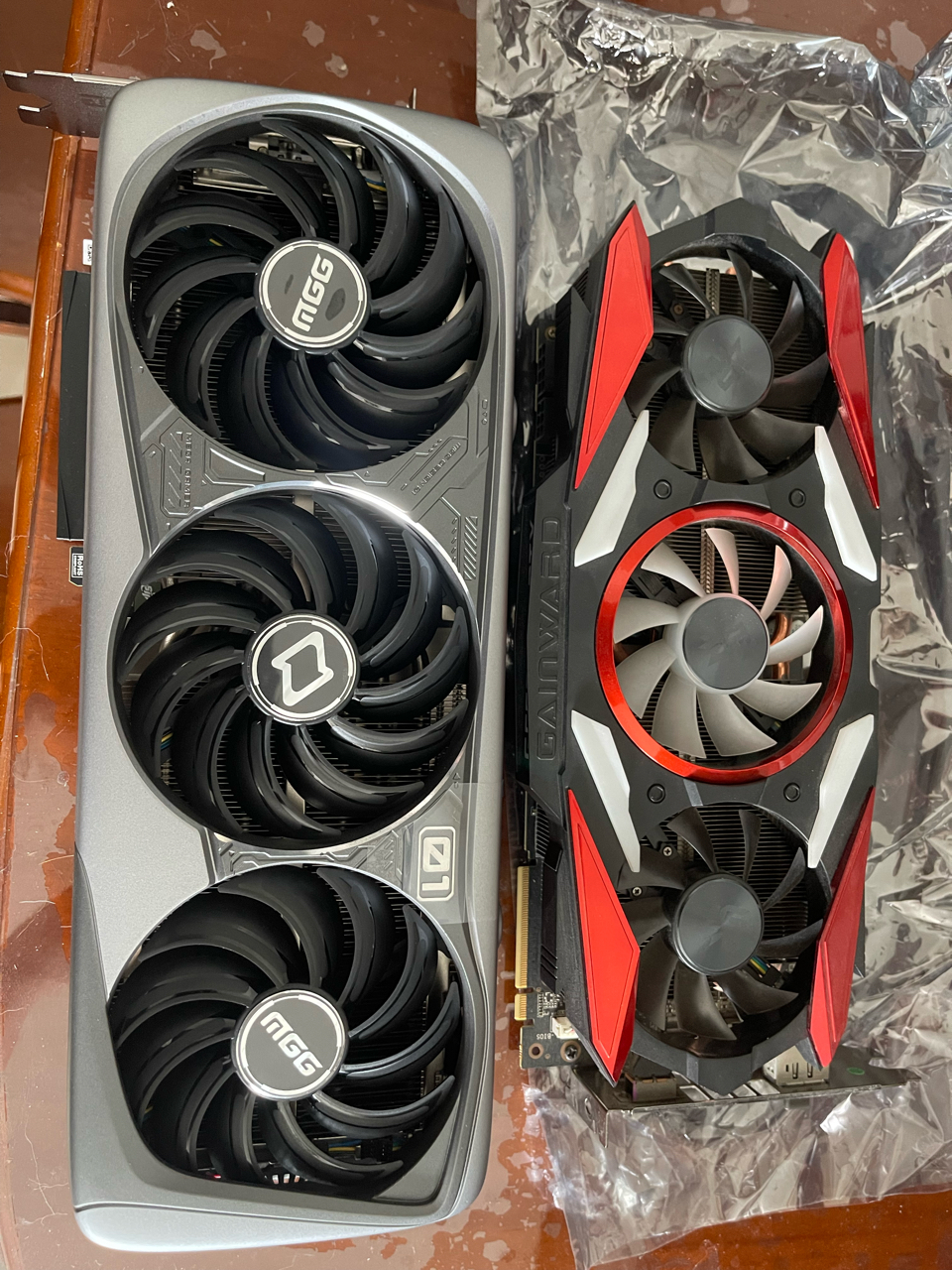 电脑升级了，出9600k+Z370+2080 178