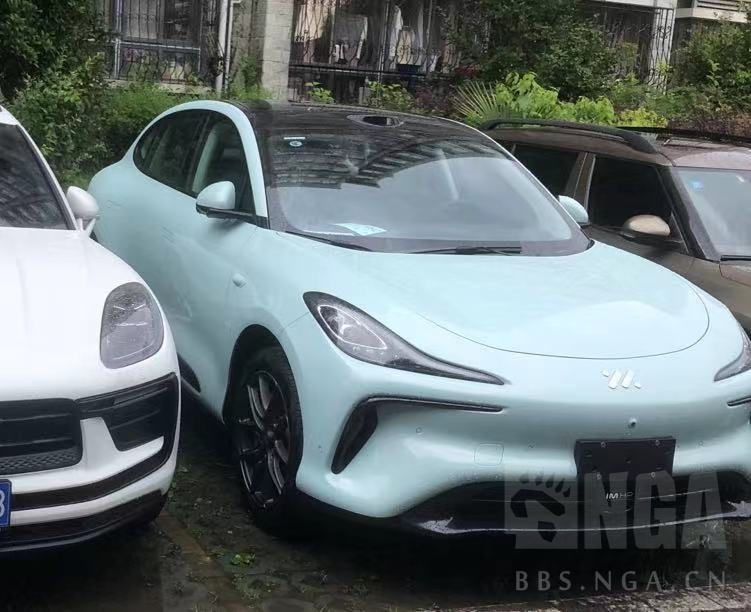 [车版专栏-提车作业] 智己LS6 青外青内560 全幅方向盘 NGA玩家社区