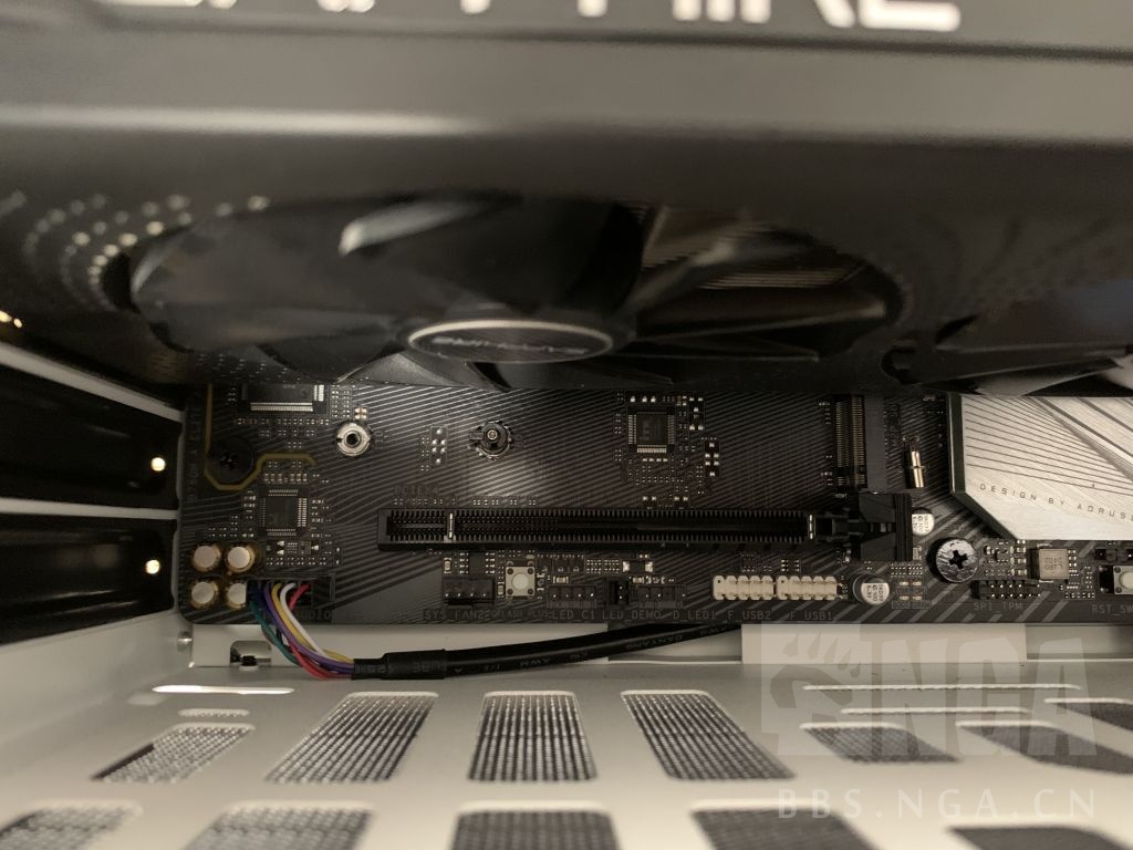 买了40g的c口拓展卡回来才发现装不了 NGA玩家社区