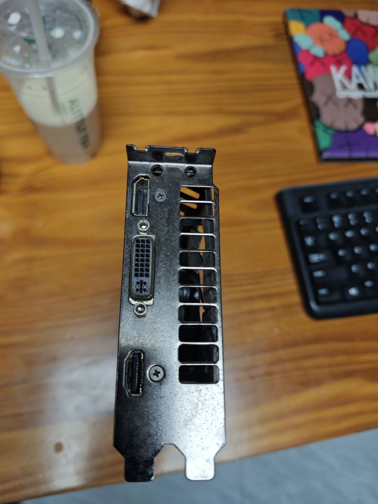 华硕显卡GTX 960 4G & 微星显卡 1650 4G 178