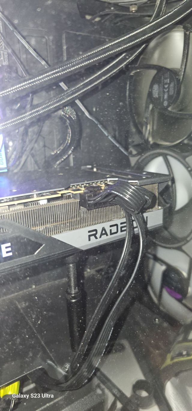 7900 XTX的电源接线是不是两条？ NGA玩家社区