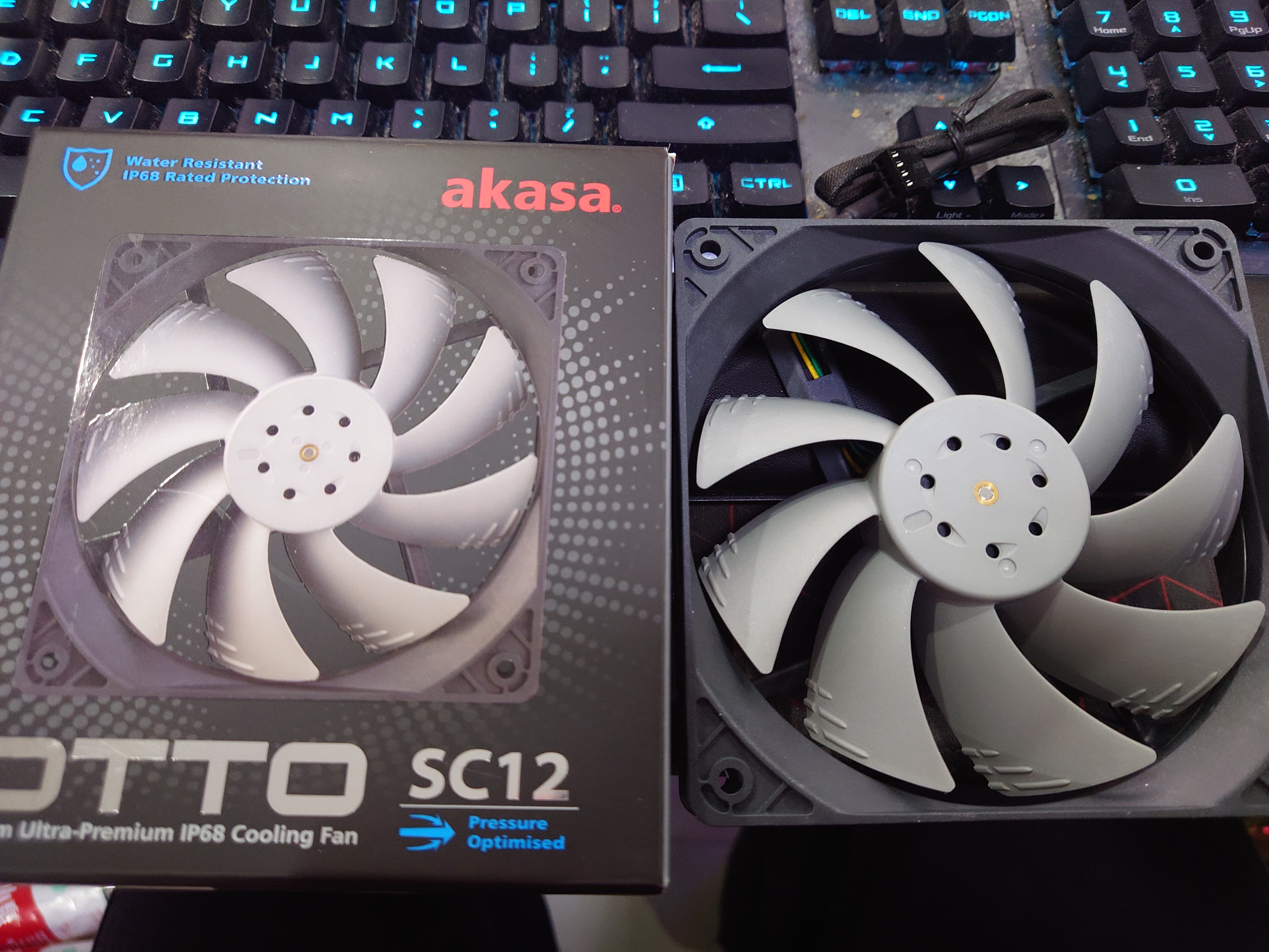 12cm风扇云评：pentawave p12e、akasa otto sc12 NGA玩家社区