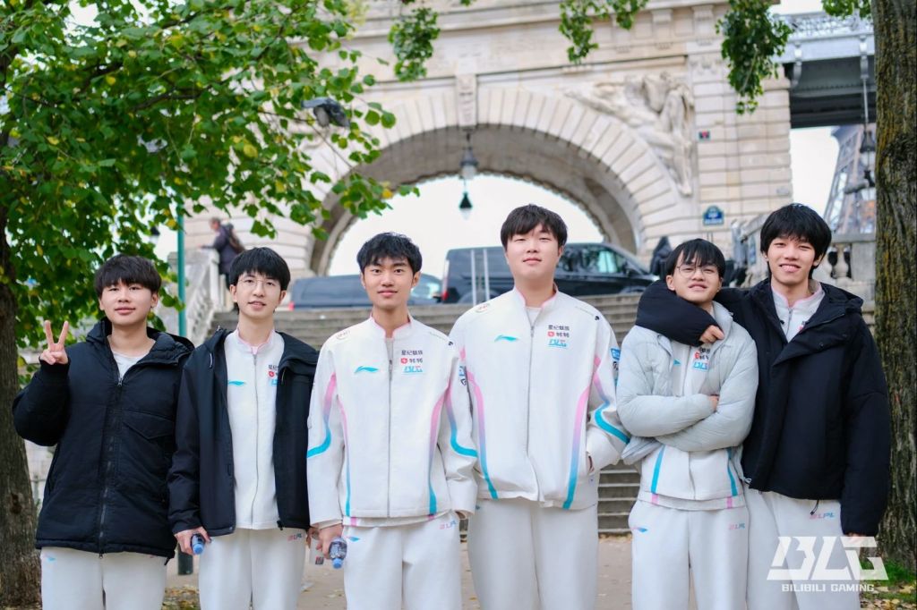 [国际赛事]blg抵达巴黎合照，来做阅读理解 NGA玩家社区