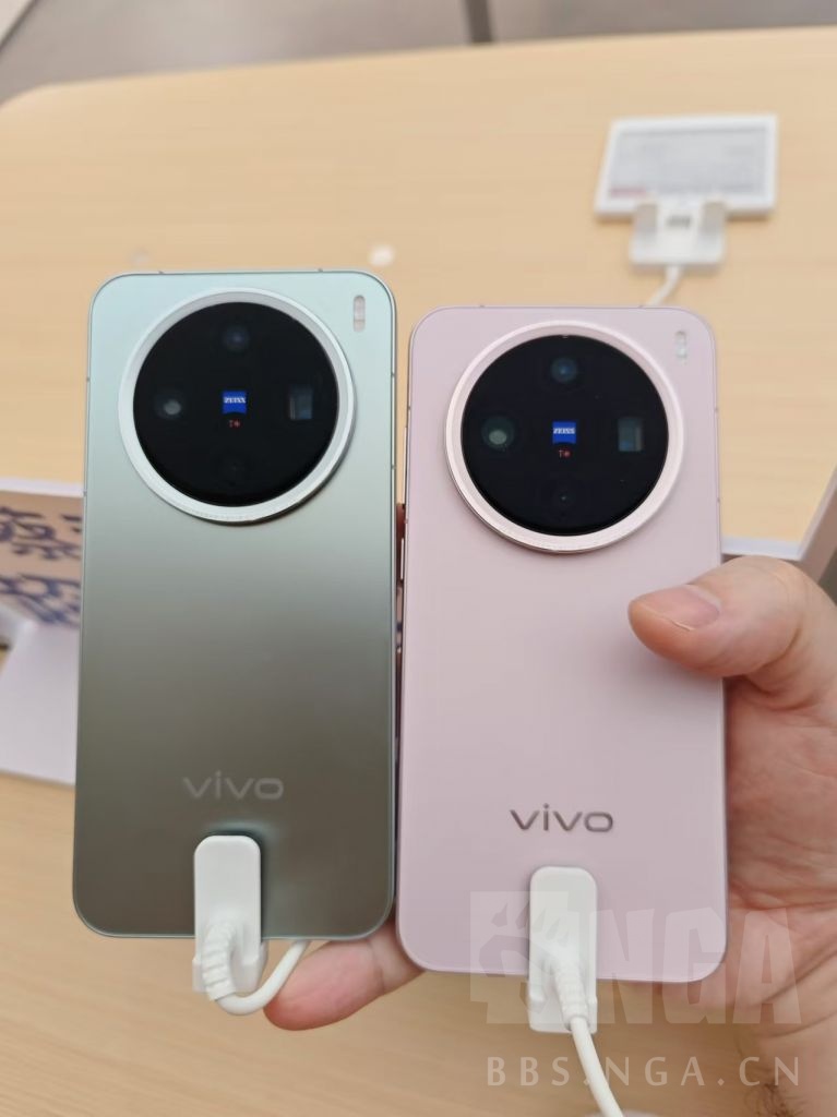 线下，摸了下 X200 Pro mini NGA玩家社区