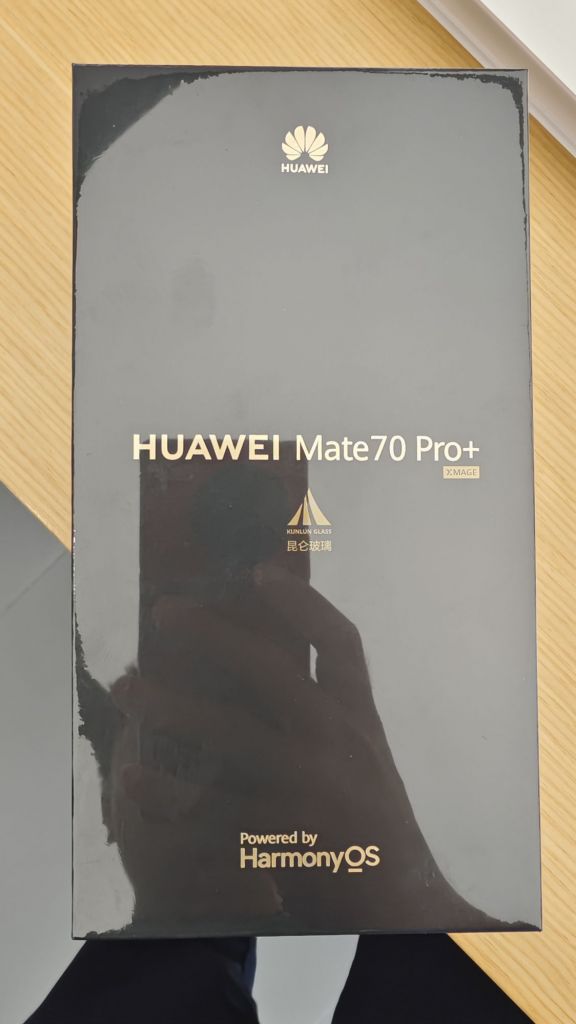 MATE70线下专卖店货很多啊 NGA玩家社区