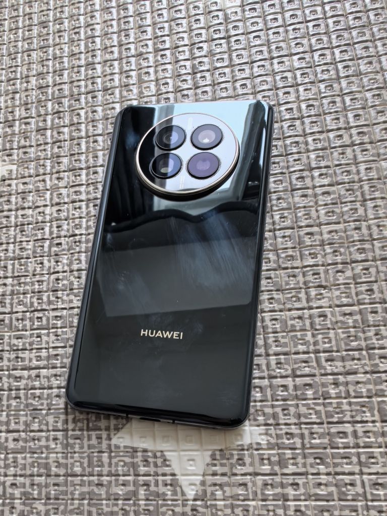 mate 50 8+256 购于实体店，盒说全 NGA玩家社区