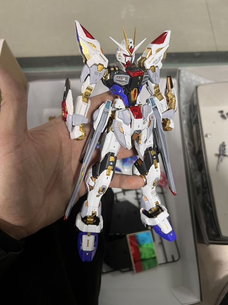 [问答咨询]帮看下这个mgex强自是ko还是万代的啊 NGA玩家社区