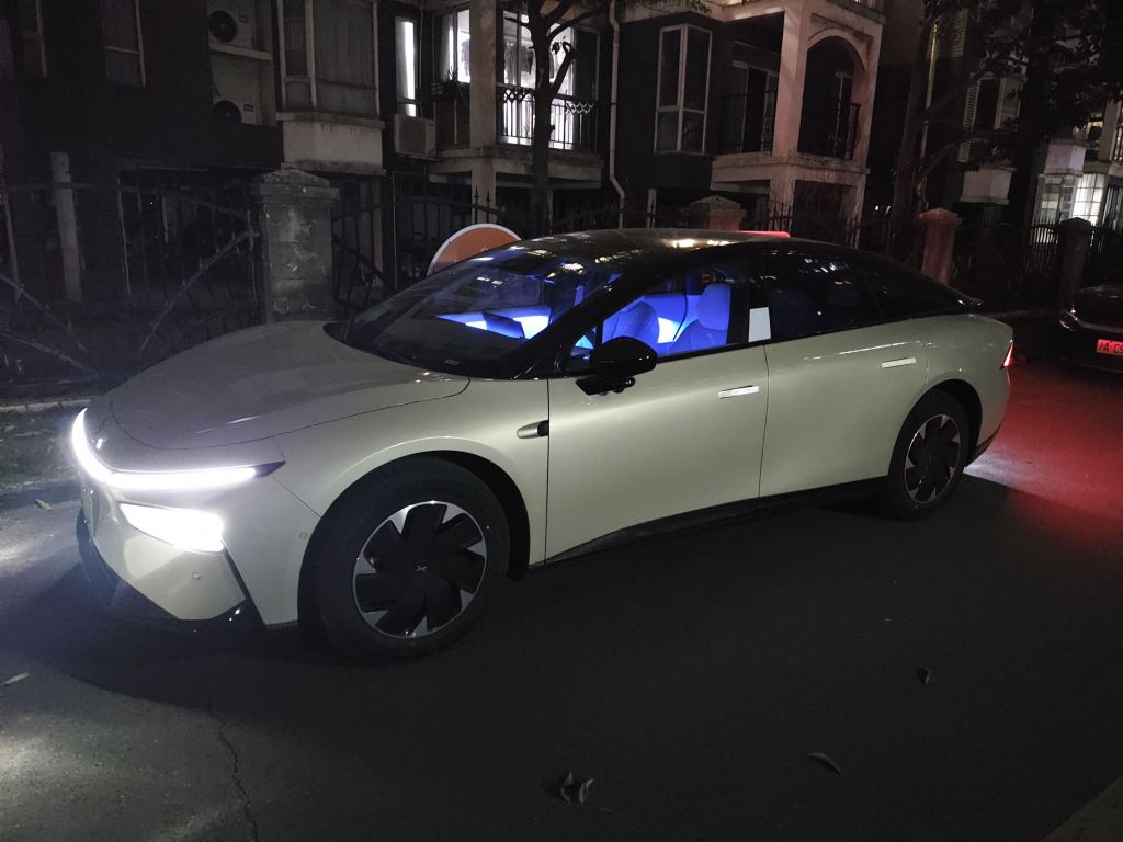 小鹏p7+提车 NGA玩家社区