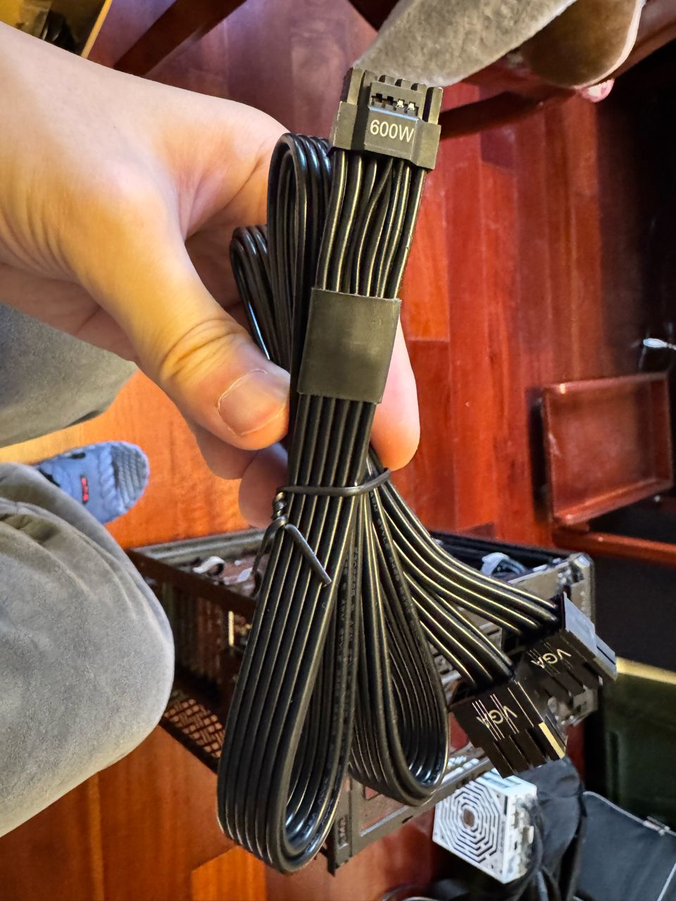 问一个关于振华leadex vii金牌1000w的问题 NGA玩家社区