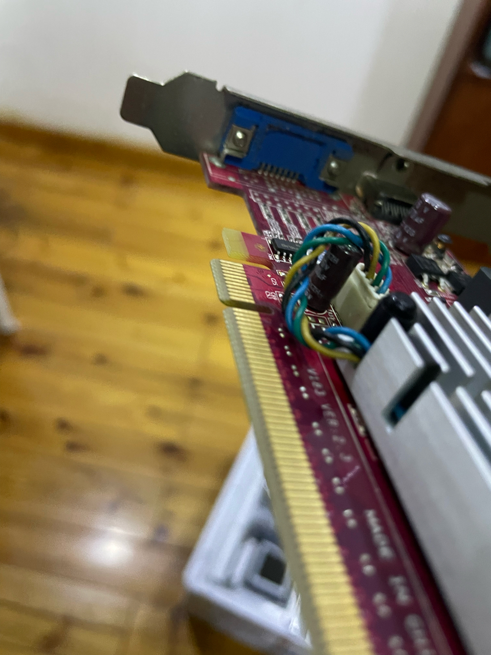 亲测b850吹雪的快拆一次就能在金手指上留下痕迹 NGA玩家社区